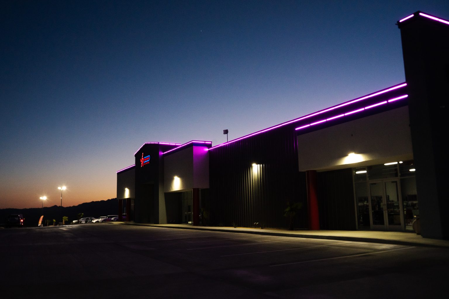 RGBW DMX Wall Washer | Mistik | Keystone Technologies